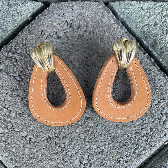 Vintage | Jewelry | Vintage Leather And Gold Metal Two Piece Clip On ...